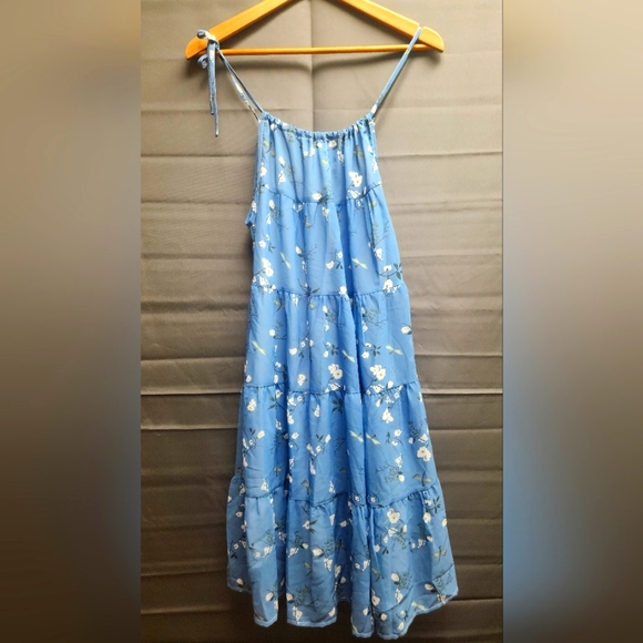 Dresses | Blue Floral Sundress Perfect Condition Size Xl | Poshmark